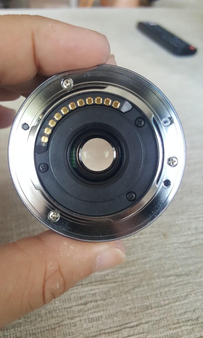 Panasonic Lumix 14mm f2.5 prime pancake lens (not olympus 12mm ...