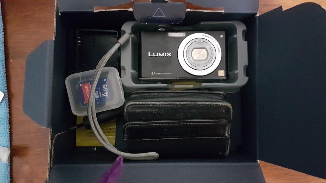 Panasonic Lumix Camera FX36, Photography, Cameras on Carousell