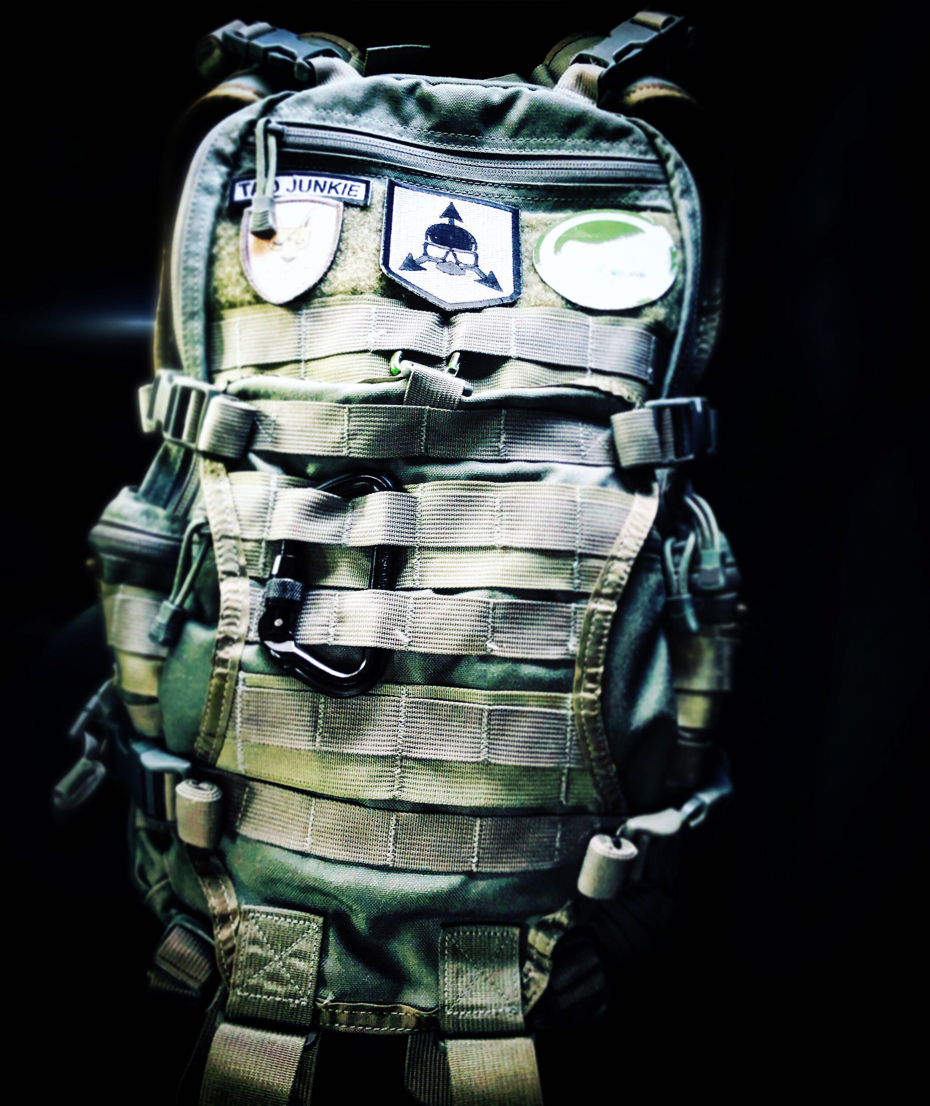 TAD Fast Pack EDC - Foliage Green, Men's Fashion, Bags, Backpacks on ...