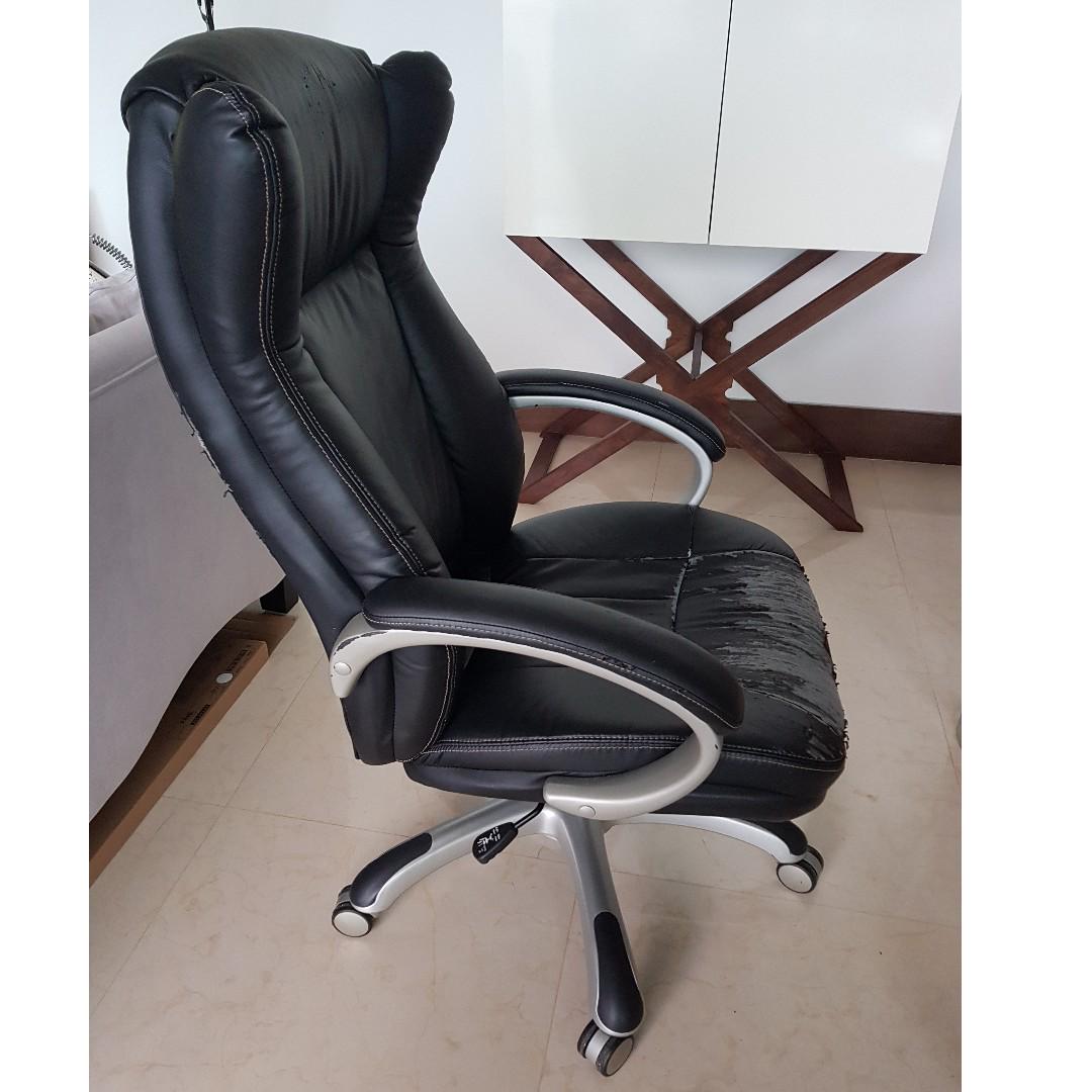 Relax Office Chair, Furniture & Home Living, Furniture, Chairs on Carousell