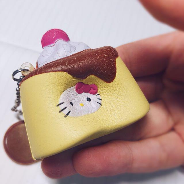 SALE *rare* hello kitty pudding squishy, Hobbies & Toys, Toys & Games ...