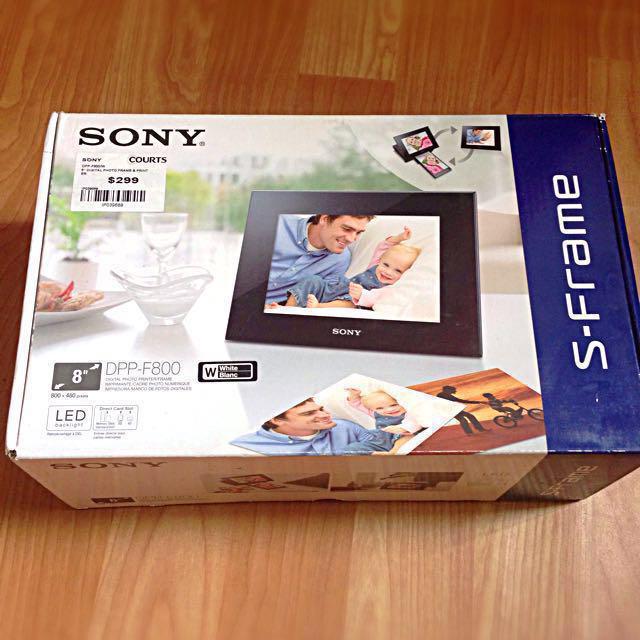 Sony S-Frame DPP-F800 (white in colour) , Photography, Photography ...