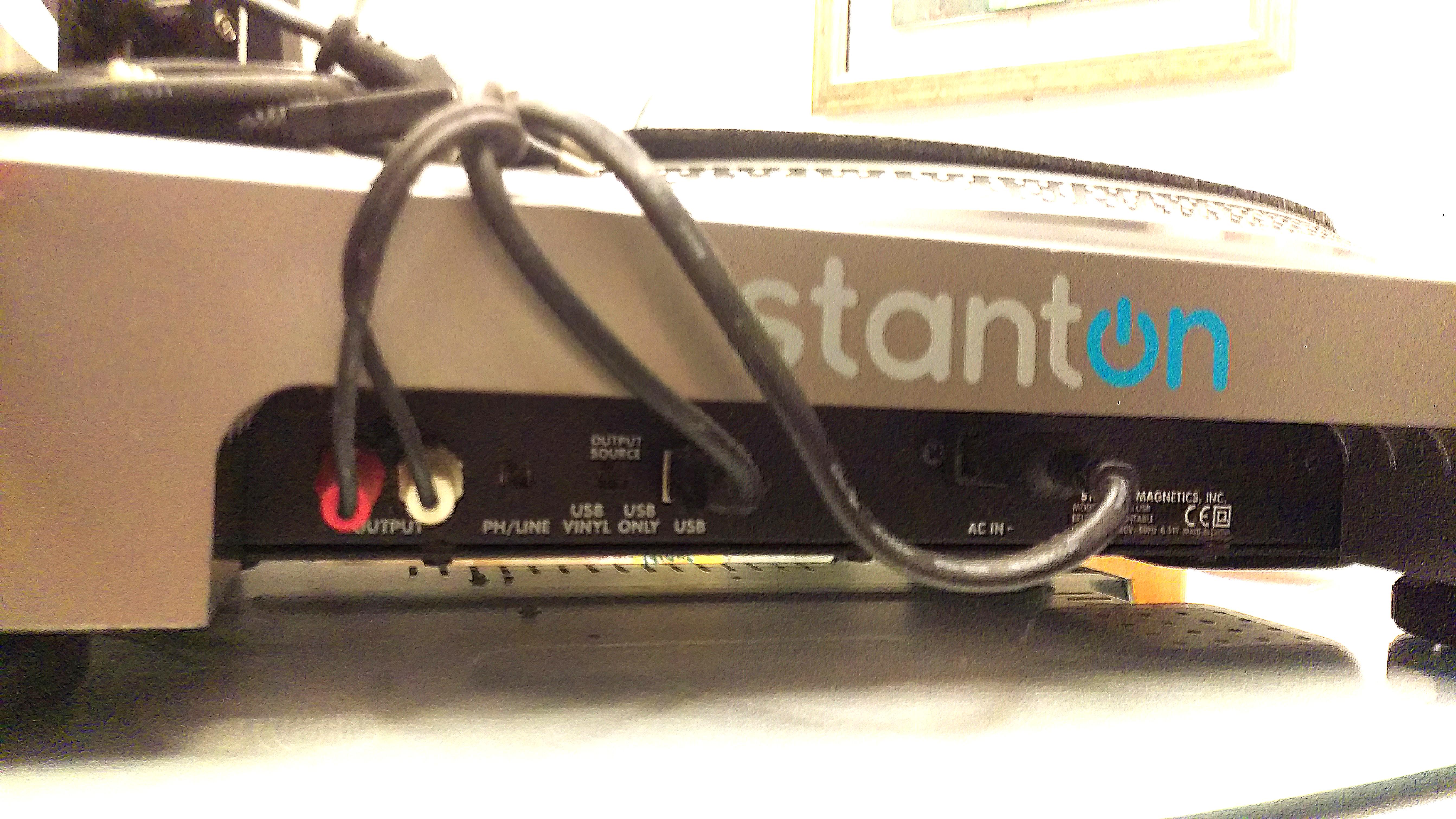 STANTON T55 USB Turntable, Audio, Other Audio Equipment on Carousell