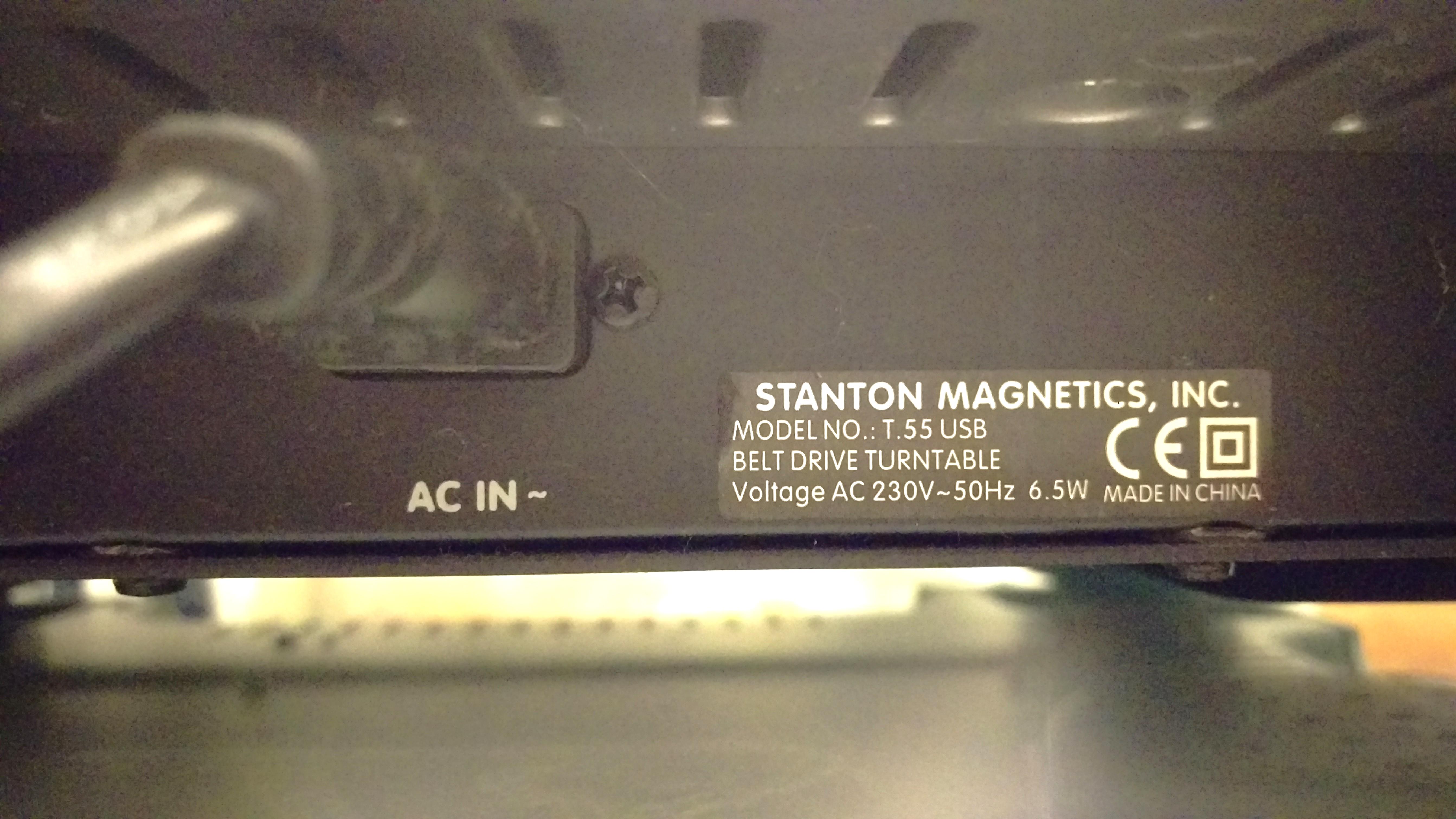 STANTON T55 USB Turntable, Audio, Other Audio Equipment on Carousell