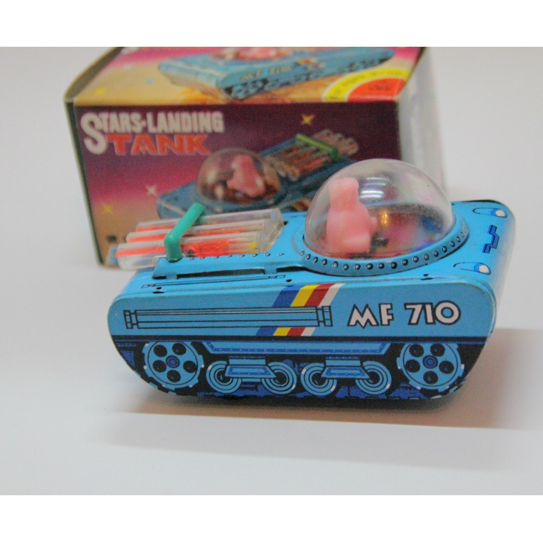 Vintage Star Landing Tin Tank Toy MF710, Hobbies & Toys, Collectibles ...
