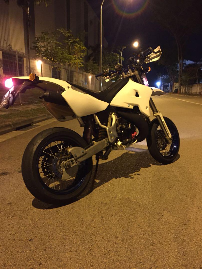 Yamaha WR200, Motorcycles, Motorcycles for Sale, Class 2B on Carousell