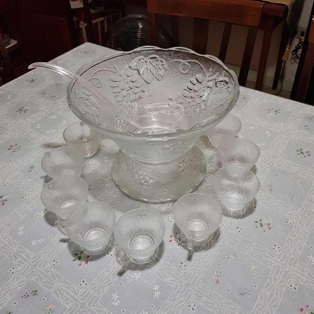 Anchor Hocking Clear Glass Punch Set, TV & Home Appliances, Kitchen ...