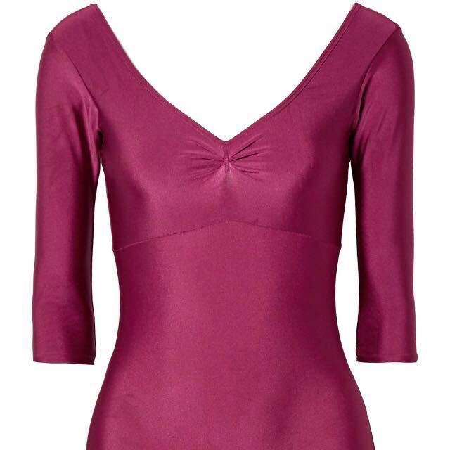 Bodycon top, Women's Fashion, Tops, Sleeveless on Carousell