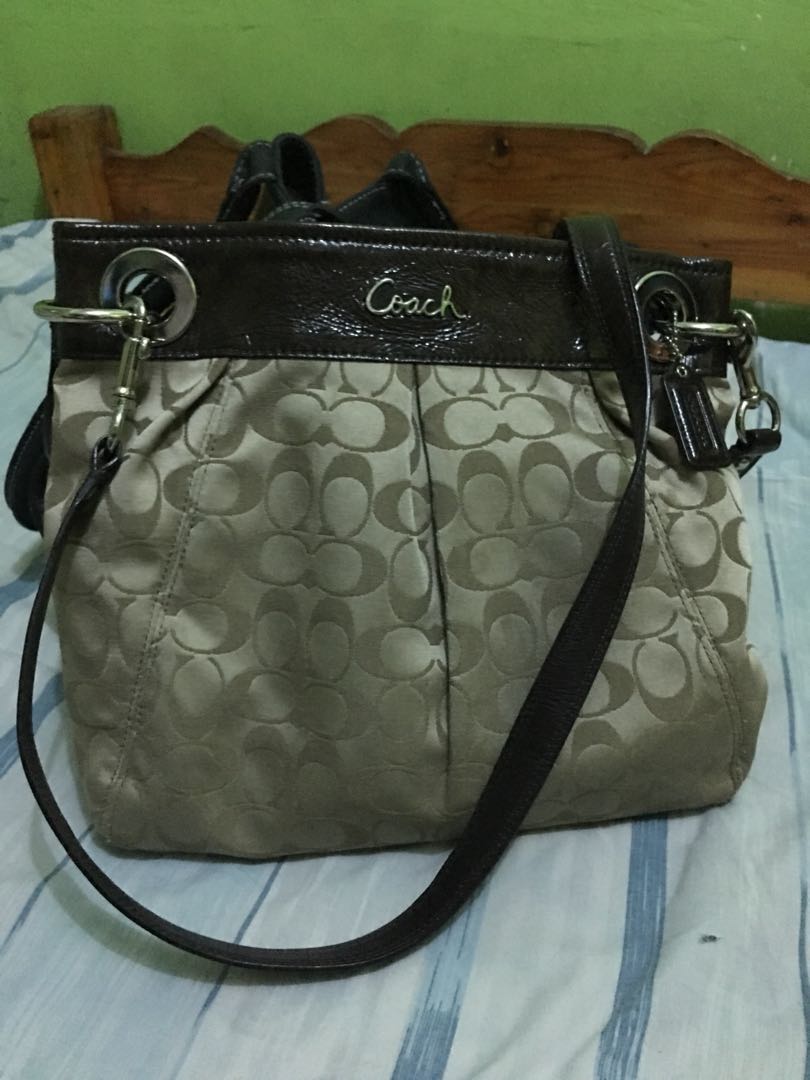 Coach two way Original, Women's Fashion, Bags & Wallets, Wallets & Card ...