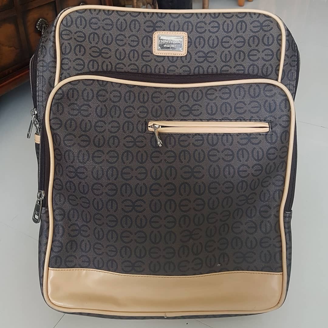 ESQ by Esquire knapsack, Men's Fashion, Bags, Backpacks on Carousell