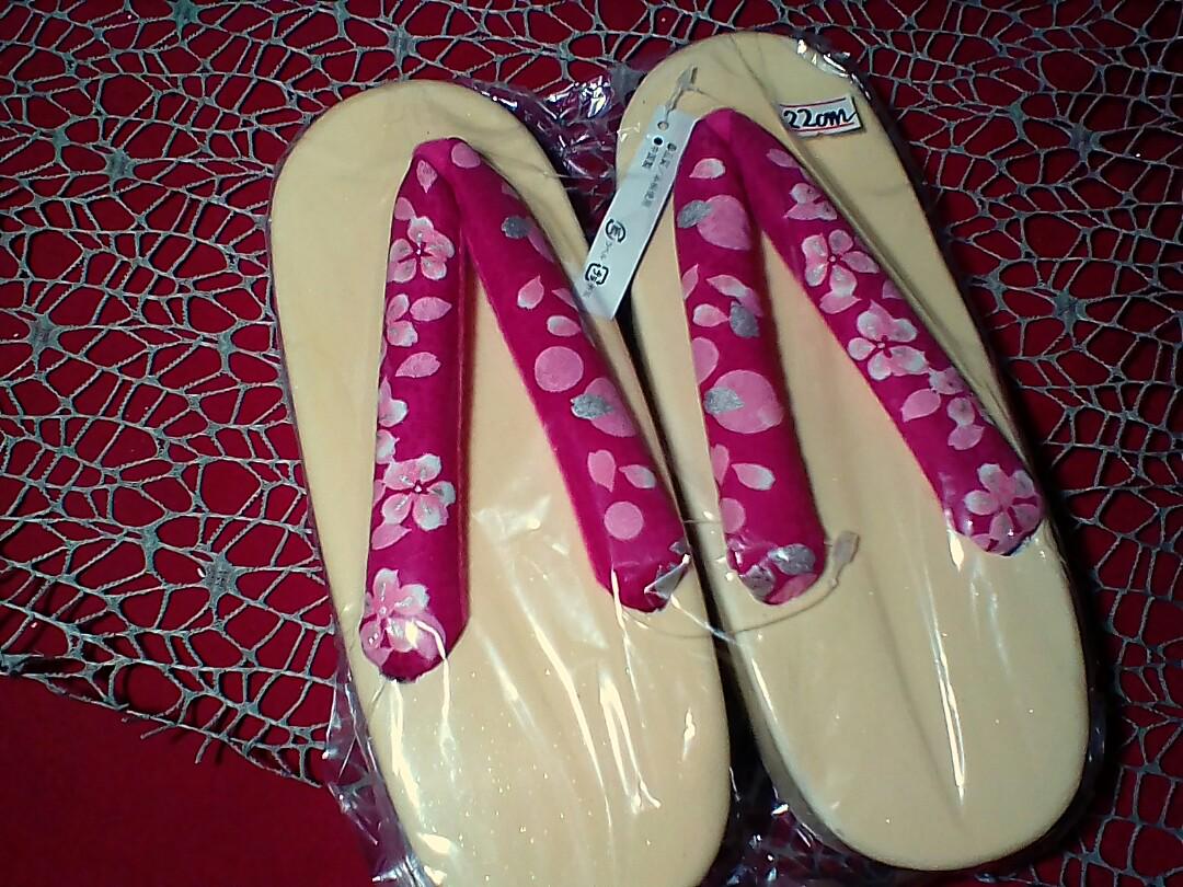 Original Japanese Bakya, Women's Fashion, Footwear, Shoe inserts on ...