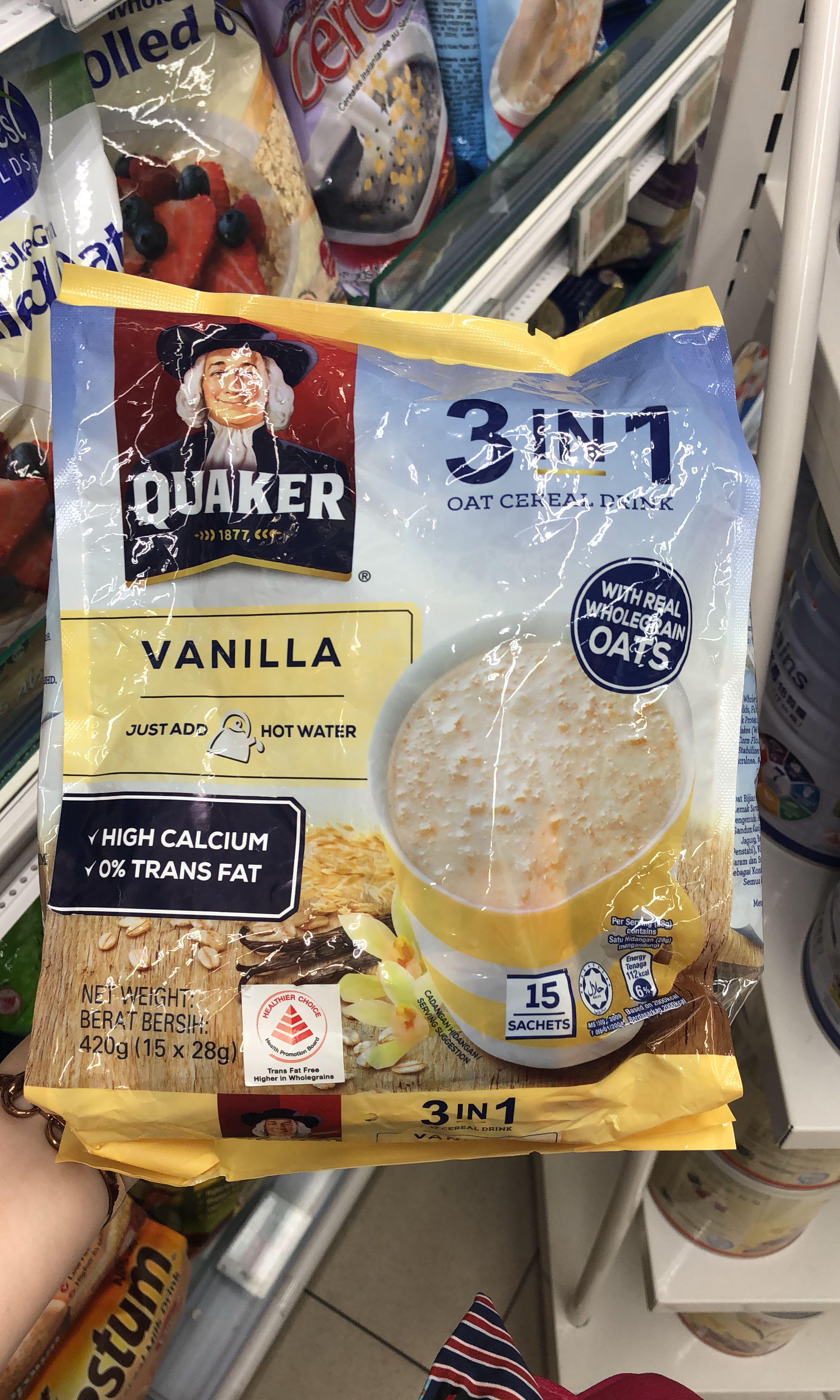 Quaker 3 in 1 cereal oat Drink Matcha Greentea, Makanan & Minuman ...