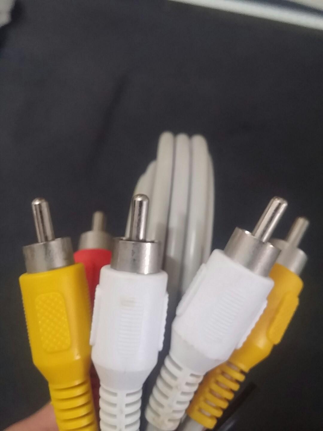 AV Cables : Thick RCA male to male (with Video in / out), Audio ...