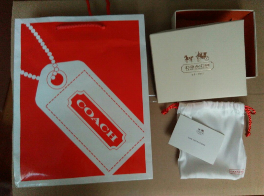 Coach Paper Bag and Gift Box, Women's Fashion, Bags & Wallets, Tote ...