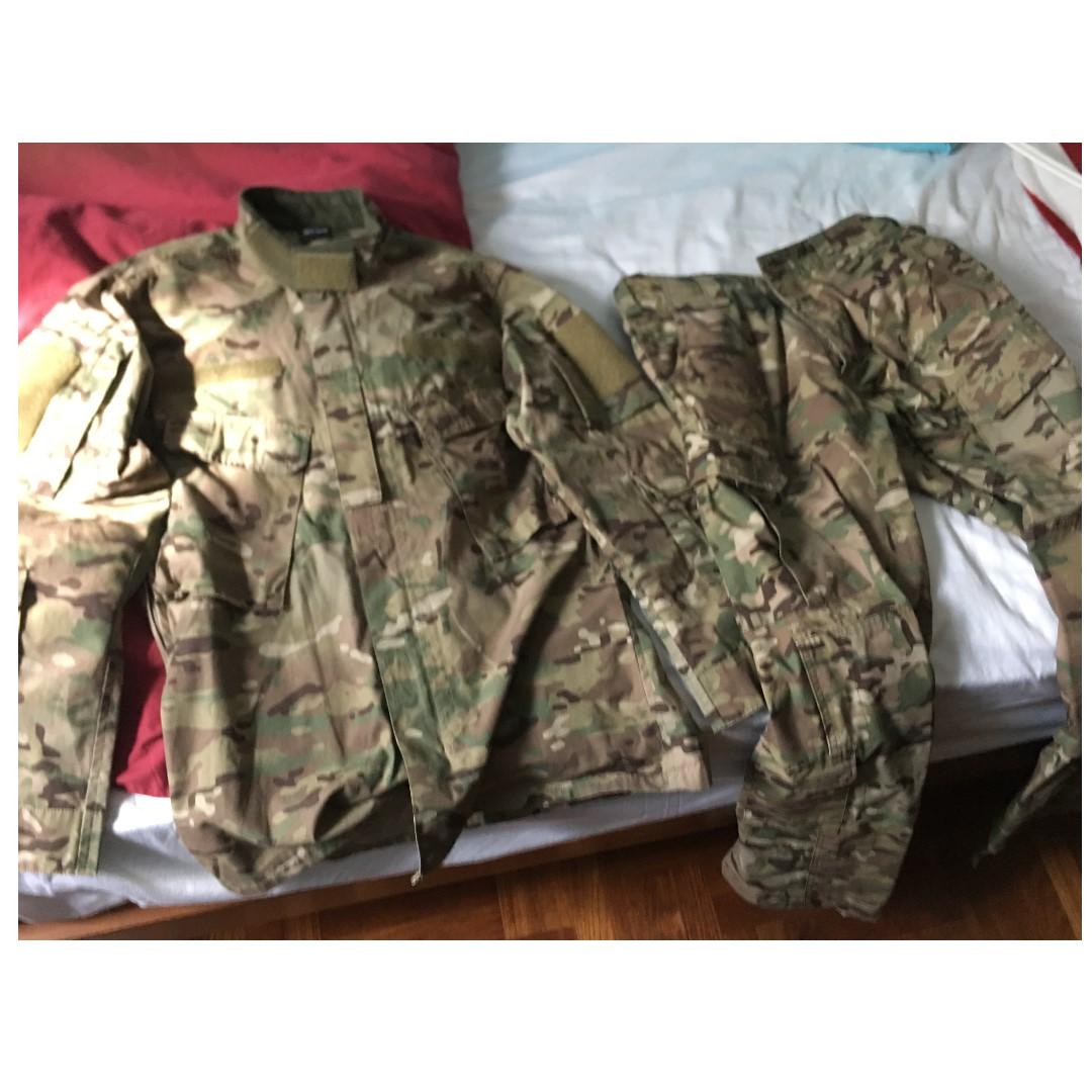 Helikon CPU uniform (Camogram)/ Multicam, Men's Fashion, Tops & Sets ...