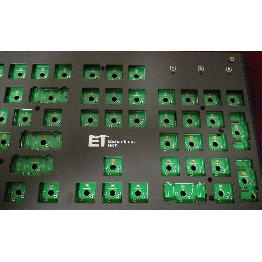 Backlit Modular RGB Mechanical Gaming Keyboard ready for customization ...