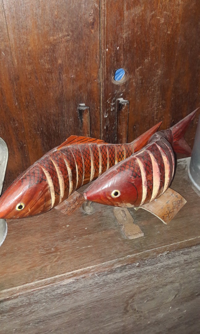 ikan kayu antik, Furniture & Home Living, Home Decor, Vases ...