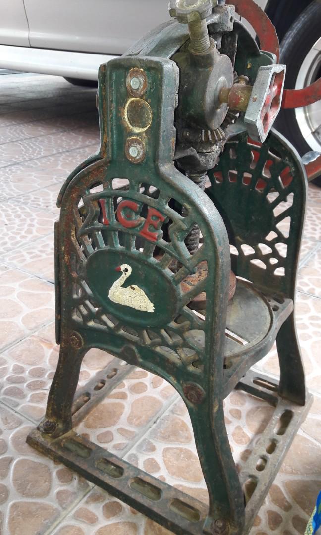 mesin abc antik, Furniture & Home Living, Home Decor, Vases ...