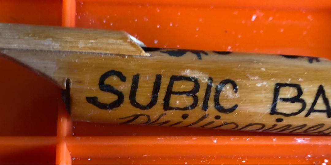菲律賓蘇碧灣Subic竹製哨子, 興趣及遊戲, 音樂、樂器 & 配件, 樂器 - Carousell