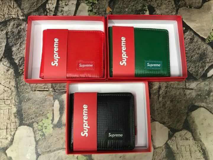 Supreme mens WALLET, Men's Fashion, Watches & Accessories, Wallets ...