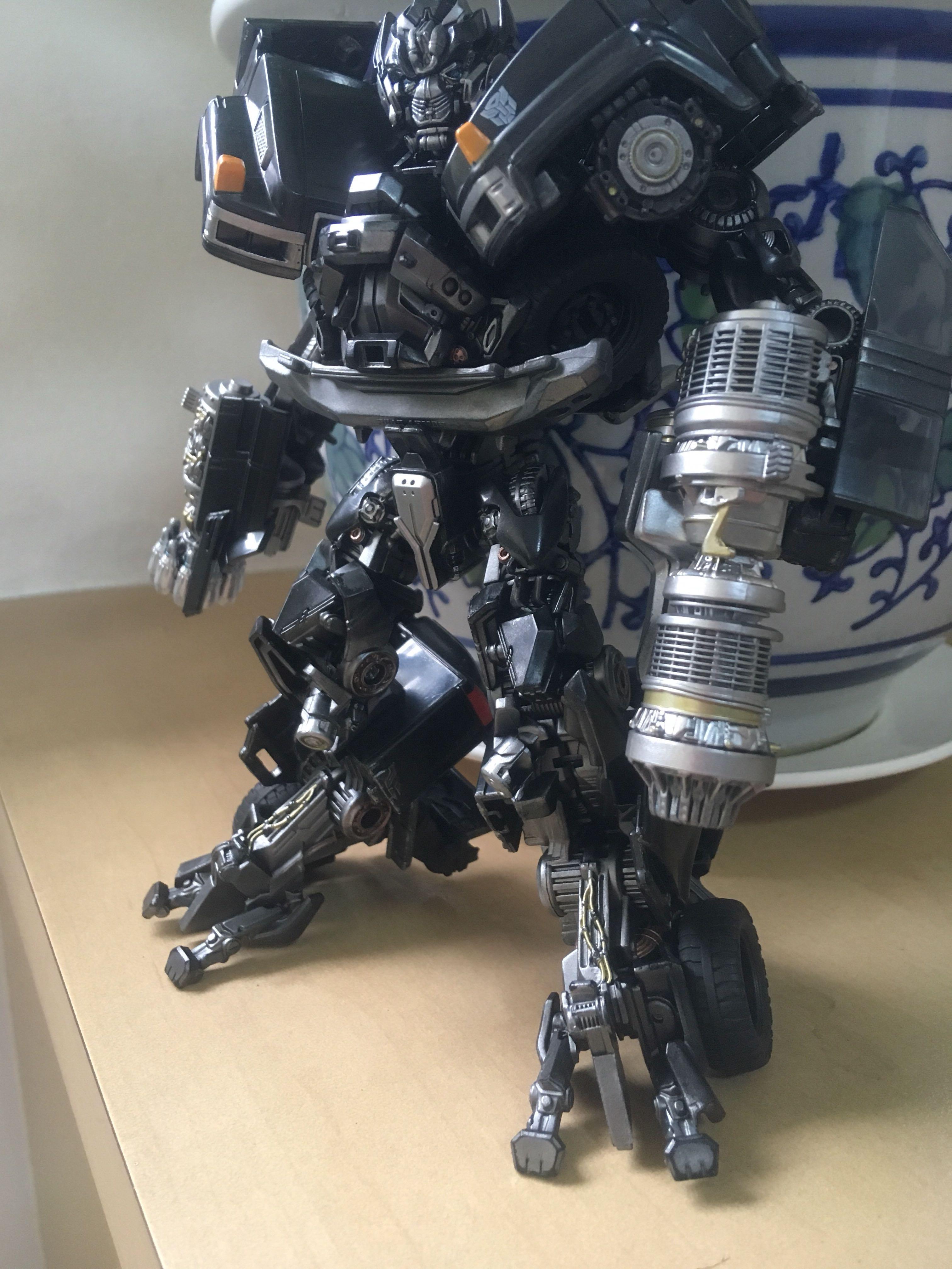 Transformers Studio Series Ironhide, Hobbies & Toys, Toys & Games on ...