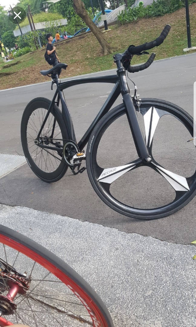 Black fixie, Sports Equipment, Bicycles & Parts, Bicycles on Carousell