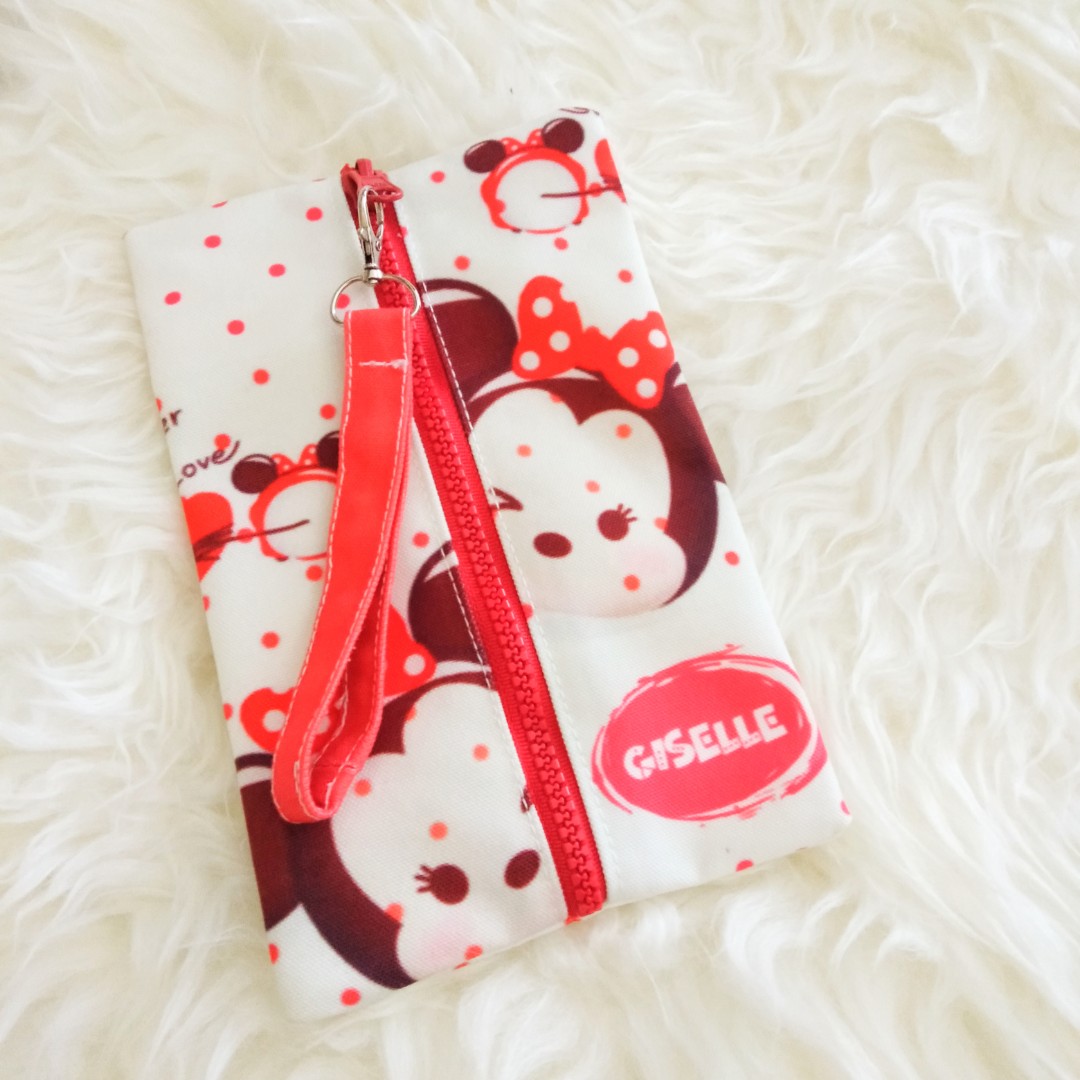Custom Tissue Pouch - Minnie Mouse, Women's Fashion, Bags & Wallets ...
