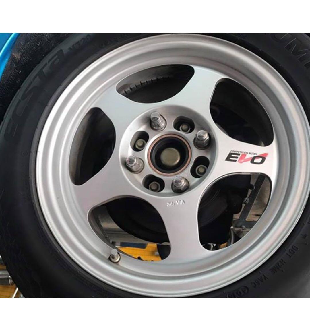 Desmond Regamaster EVO 15" Silver, Auto Accessories on Carousell