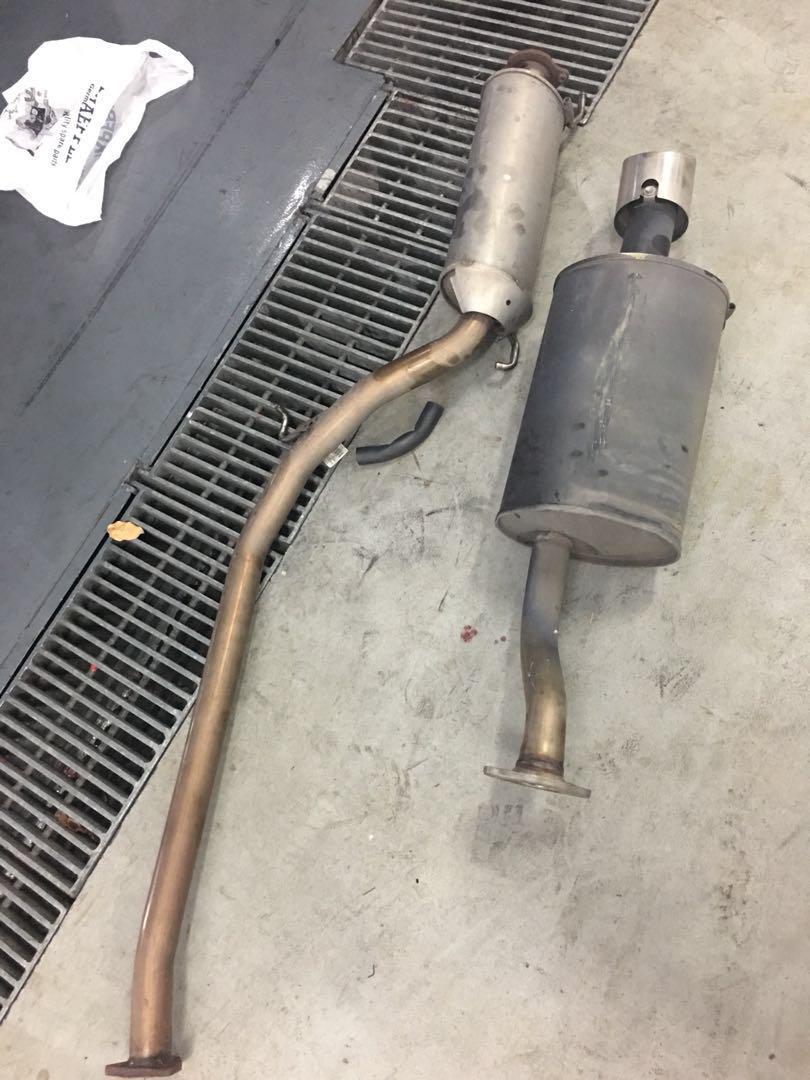 Honda Civic Type R FD2R stock exhaust, Car Accessories, Accessories on ...