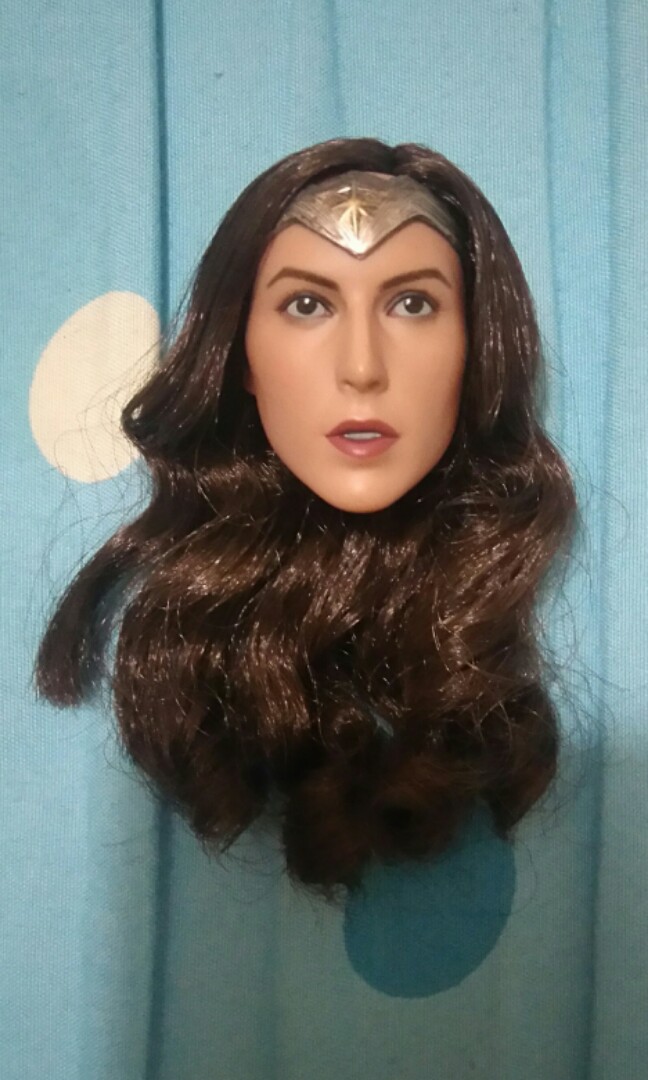 1/6 Gal Gadot Wonder Woman BvS Head Sculpt, Hobbies & Toys, Toys & Games on Carousell