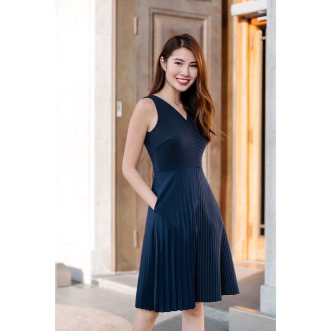 Chief Executive Dress (Navy), Women's Fashion, Dresses & Sets, Dresses ...