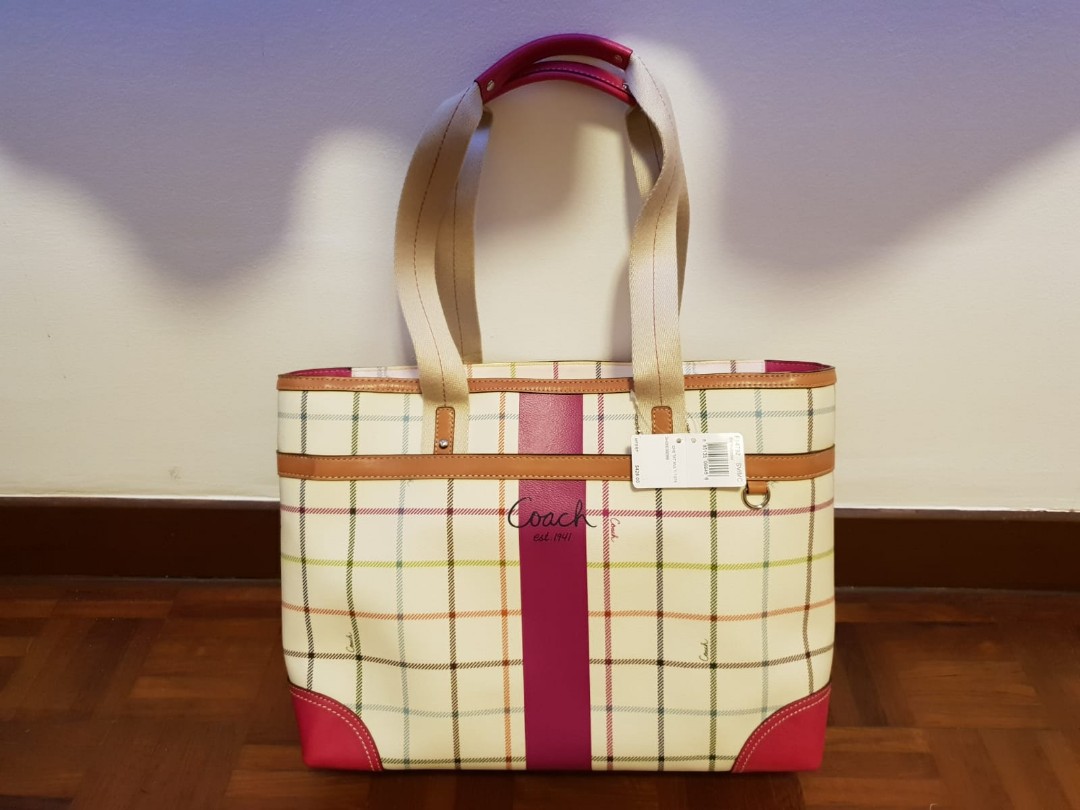 Coach Maternity Bag, Women's Fashion, Bags & Wallets, Cross-body Bags ...
