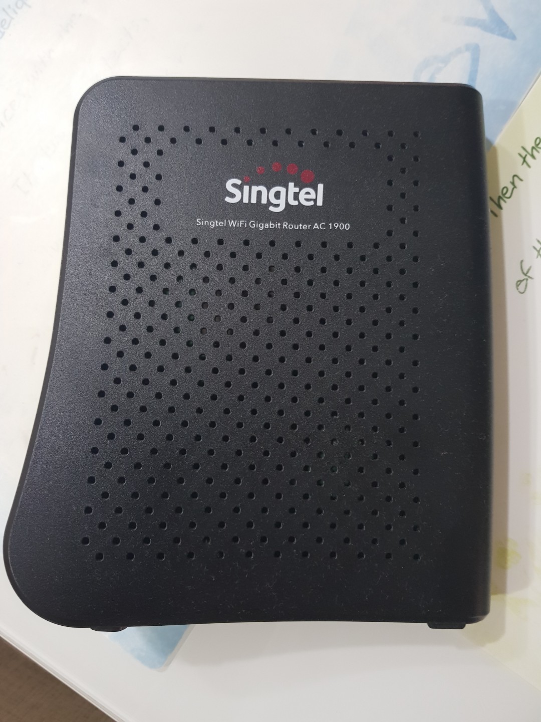 Singtel WiFi gigabit router ac1900, Computers & Tech, Parts ...