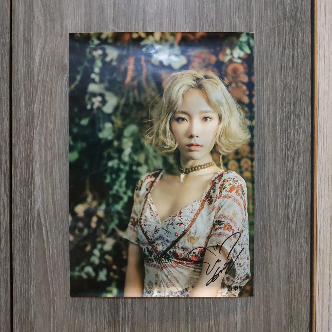 Taeyeon Why Poster, Hobbies & Toys, Memorabilia & Collectibles, K-Wave ...