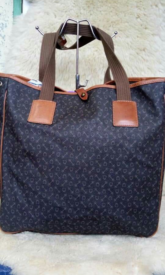 Why bag, Fesyen Wanita, Tas & Dompet di Carousell