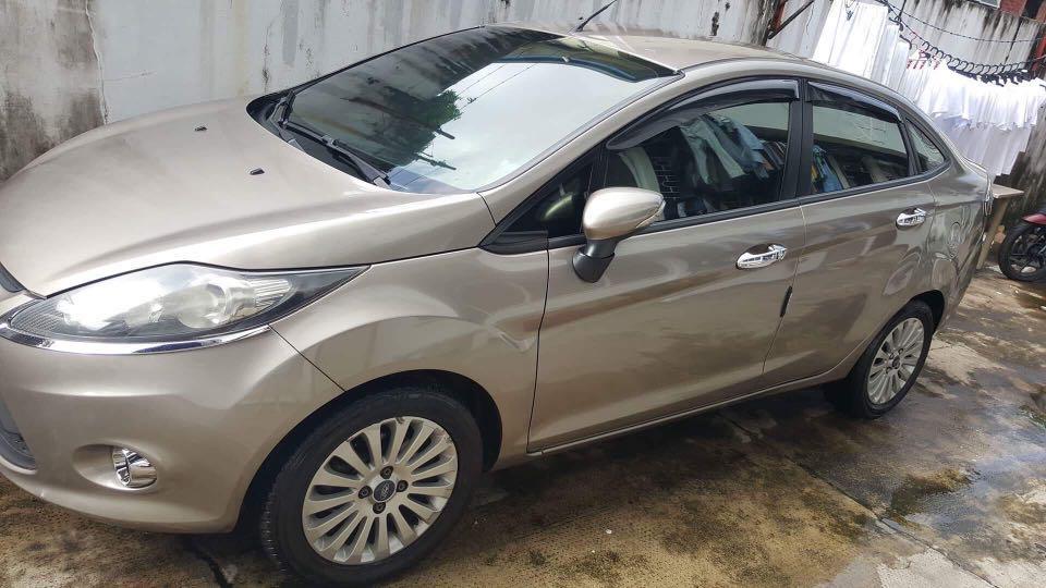 2012 Ford Fiesta AT (Gold), Cars for Sale on Carousell