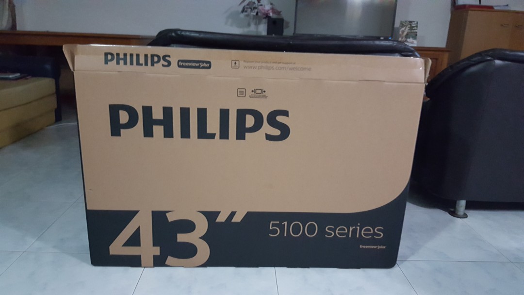 Empty Philip's TV box 43", Everything Else on Carousell