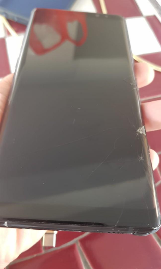 Note 8 64gb cracked screen and dead pixel, Mobile Phones & Gadgets ...