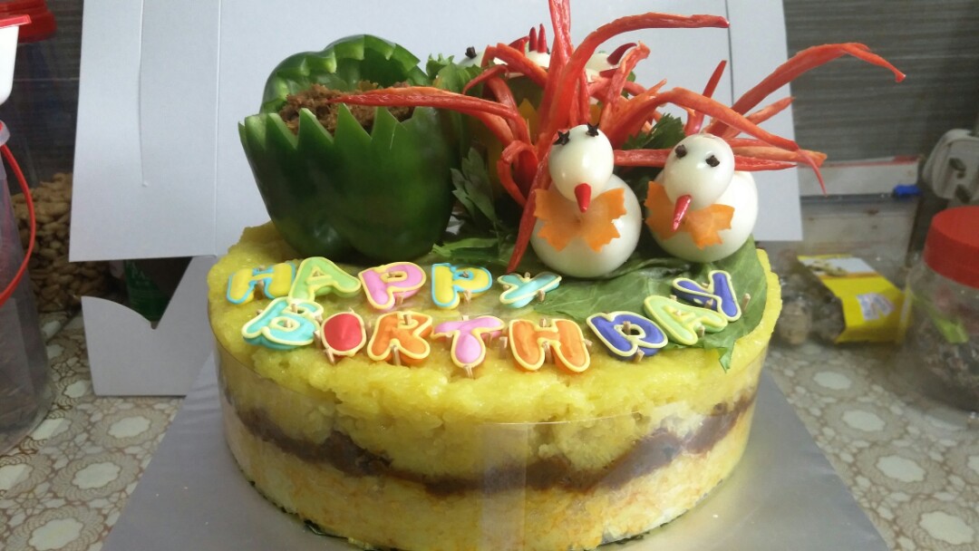 Pulut kuning cake, Food & Drinks, Homemade Bakes on Carousell