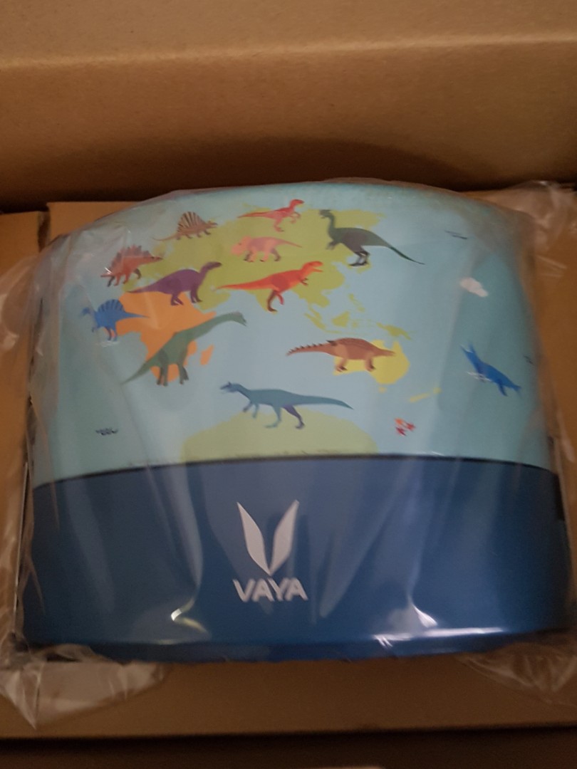 Vaya lunch box for kids, Everything Else on Carousell