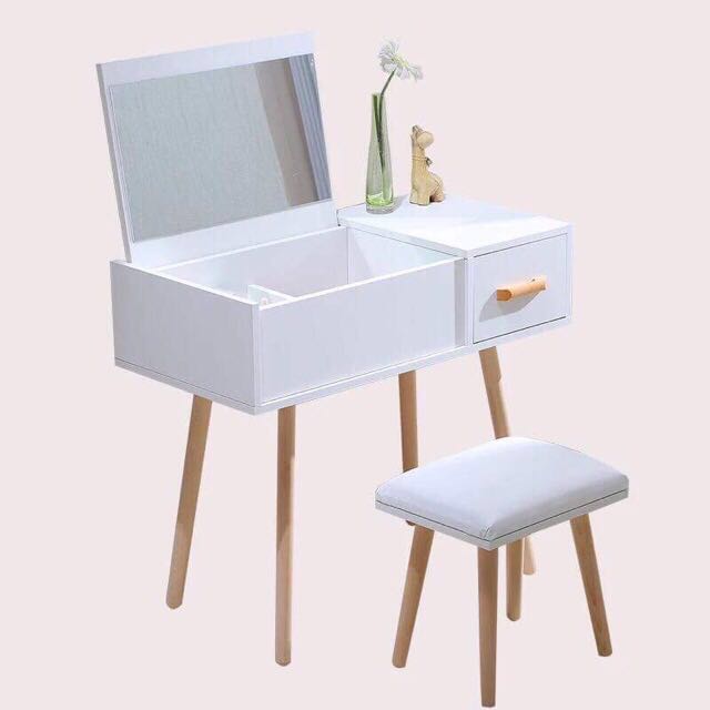 Dressing table & seat, Furniture, Tables & Chairs on Carousell