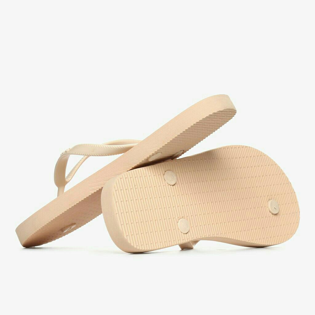 toeberries flipflops, Women's Fashion, Footwear, Slippers and slides on ...