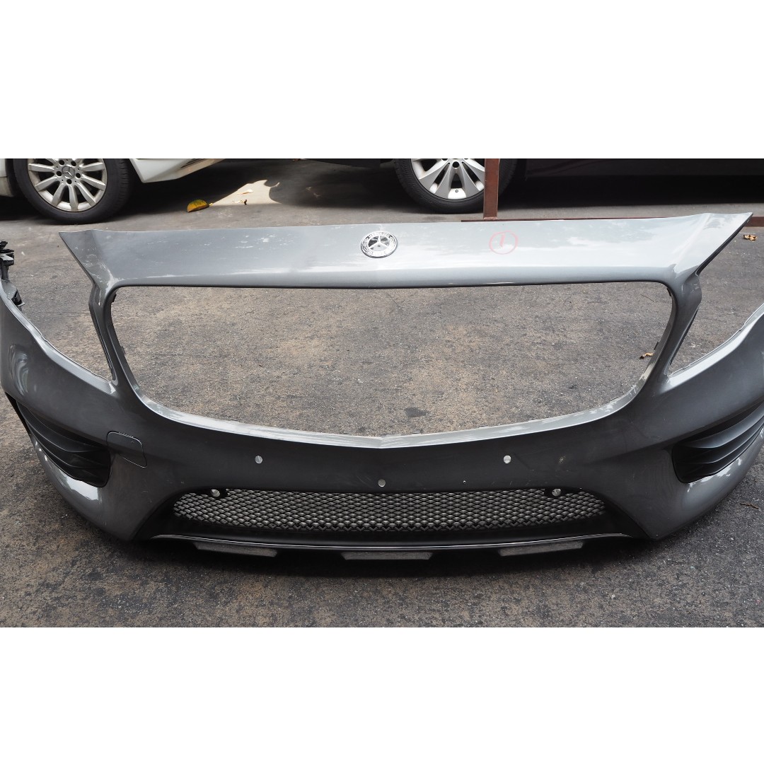 (SOLD) MINT CONDITION MERCEDES BENZ W156 GLA200 2017 FRONT BUMPER ...