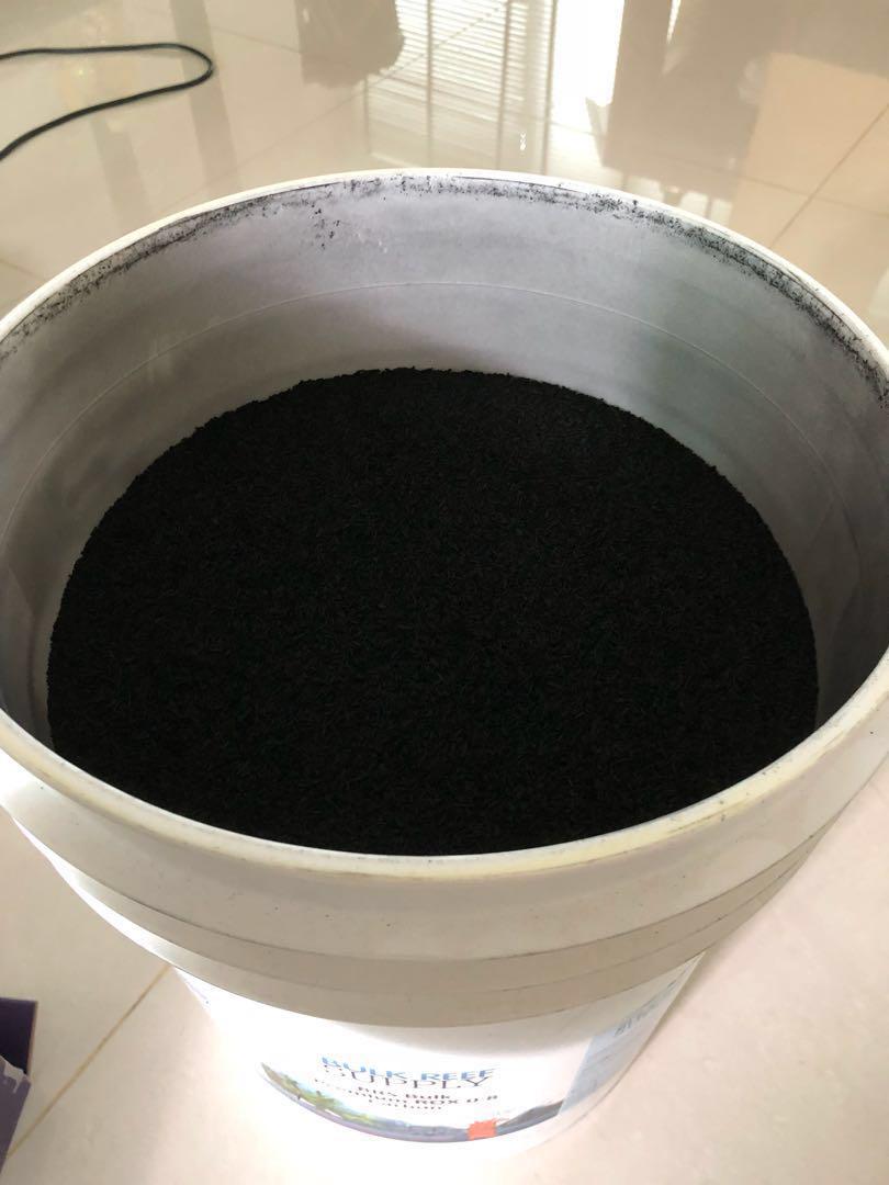 BULK PREMIUM ROX 0.8 AQUARIUM CARBON 15 lbs container, Pet Supplies ...