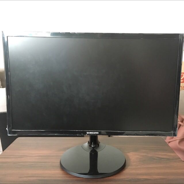 Computer Monitor, Computers & Tech, Desktops on Carousell
