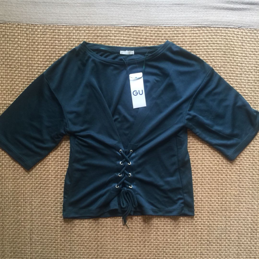Brand New GU Top (Japan Brand), Women's Fashion, Tops, Others Tops on ...