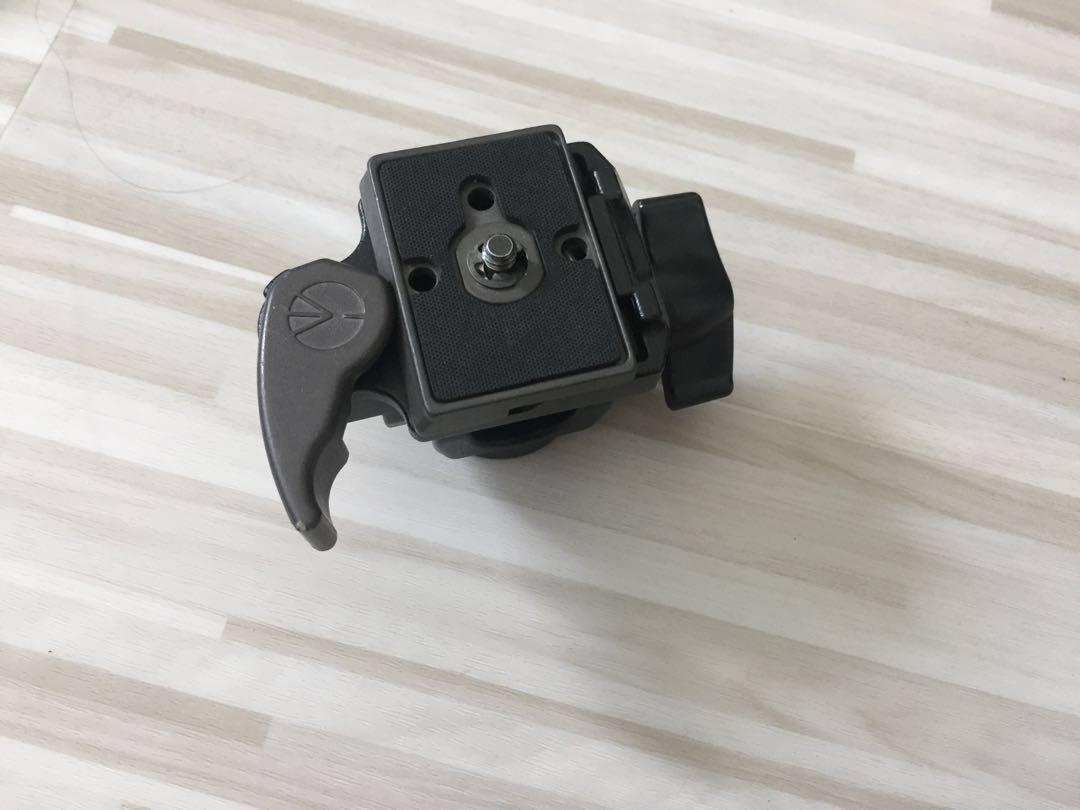 Manfrotto 234RC monopod head w base plate, Mobile Phones & Gadgets ...