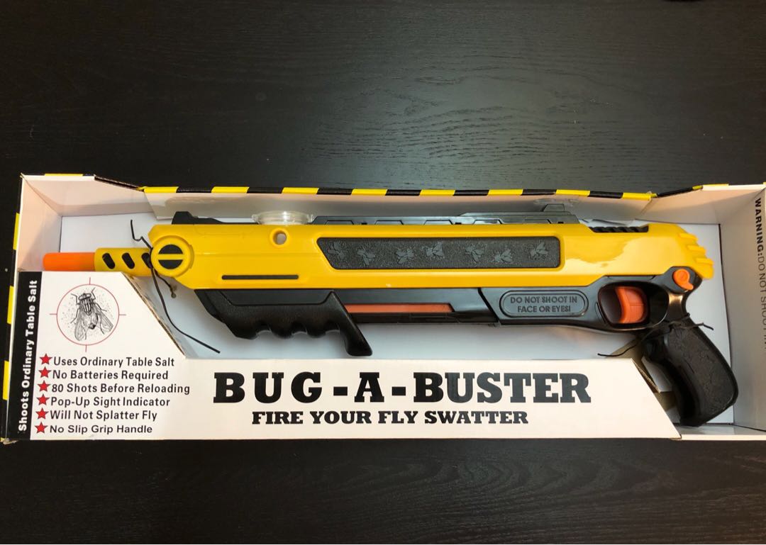 Bug-A-Salt anti-bug gun. 正版㓕虫鹽槍, 興趣及遊戲, 玩具 & 遊戲類 - Carousell