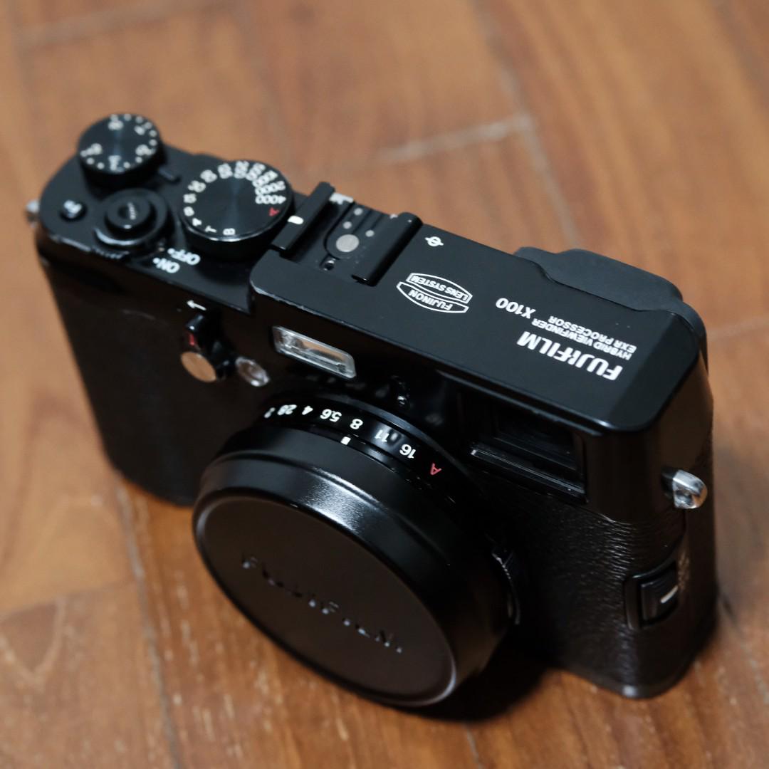 Fujifilm X100 Black Limited Edition, Photography, Cameras on Carousell