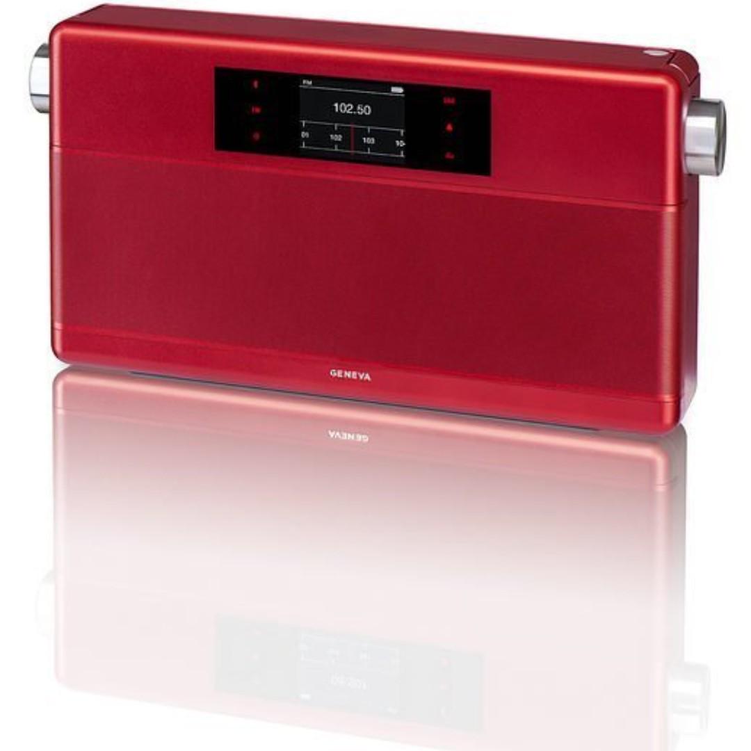 Geneva World Bluetooth FM Radio 藍芽 收音機, 音響器材, 可攜式音響設備 - Carousell